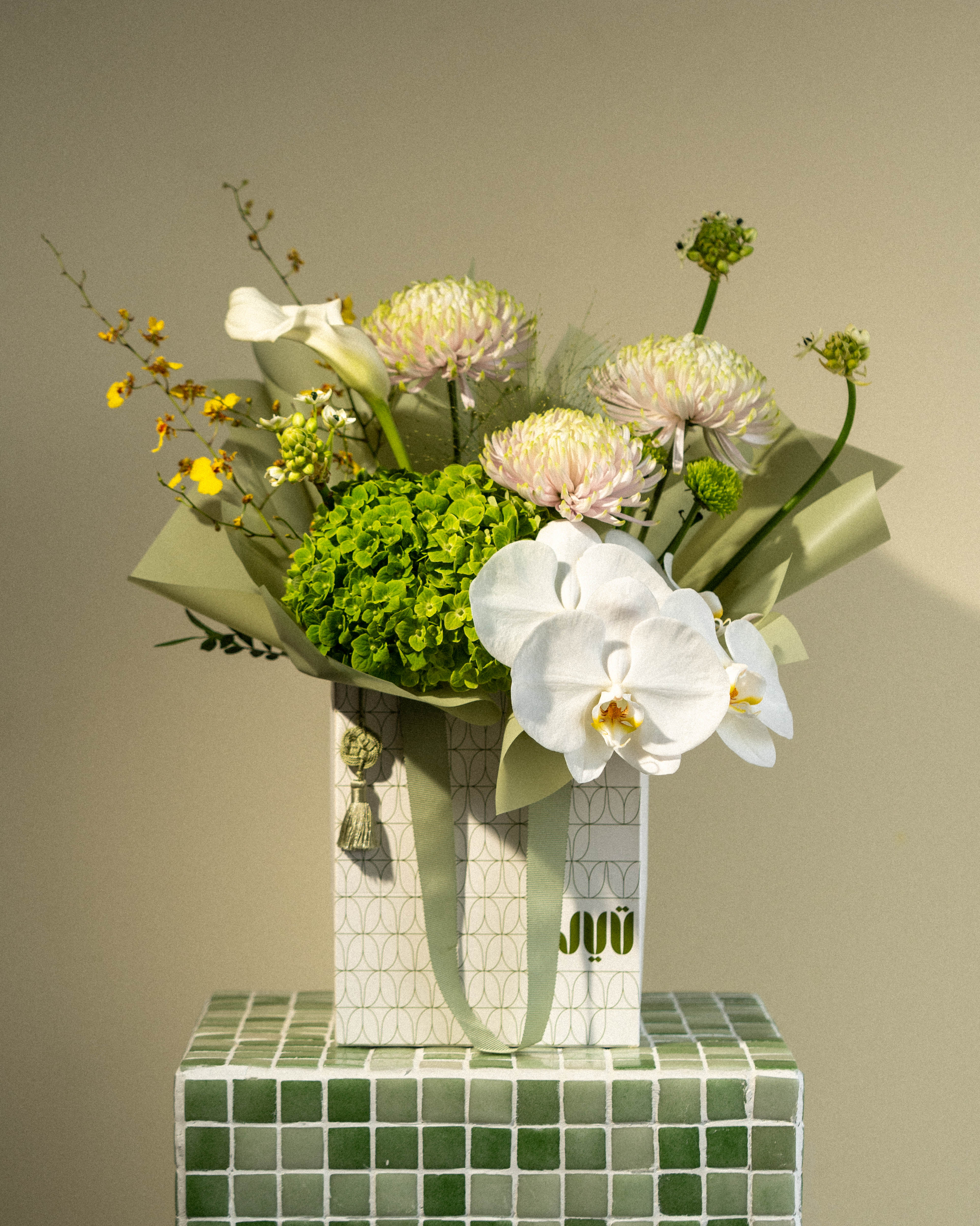 Blooming Bag Arrangements – TEEL FLORAL STUDIO